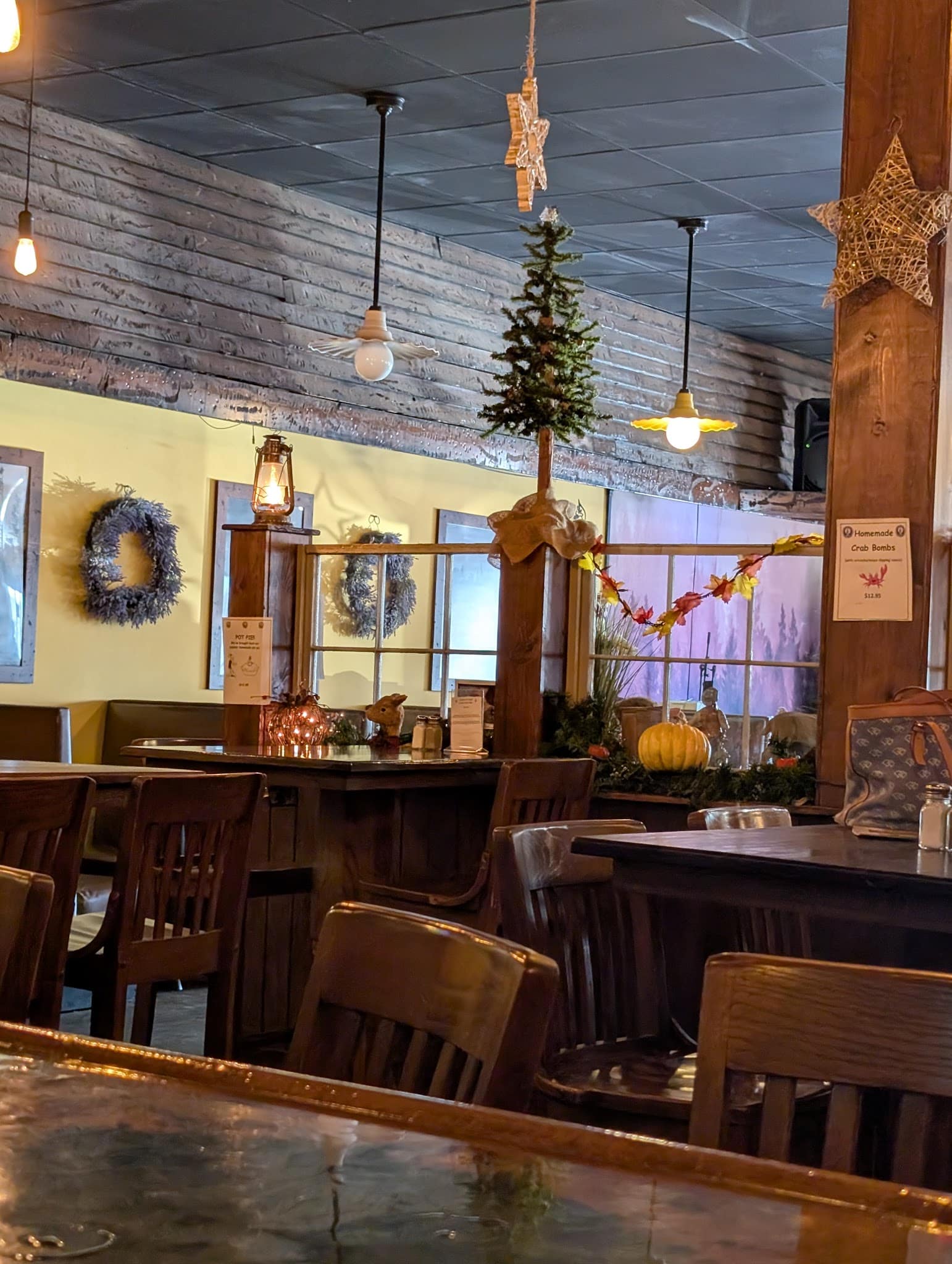 Wicked Wilderness Pub - Davis, WV | Bark Park Finder
